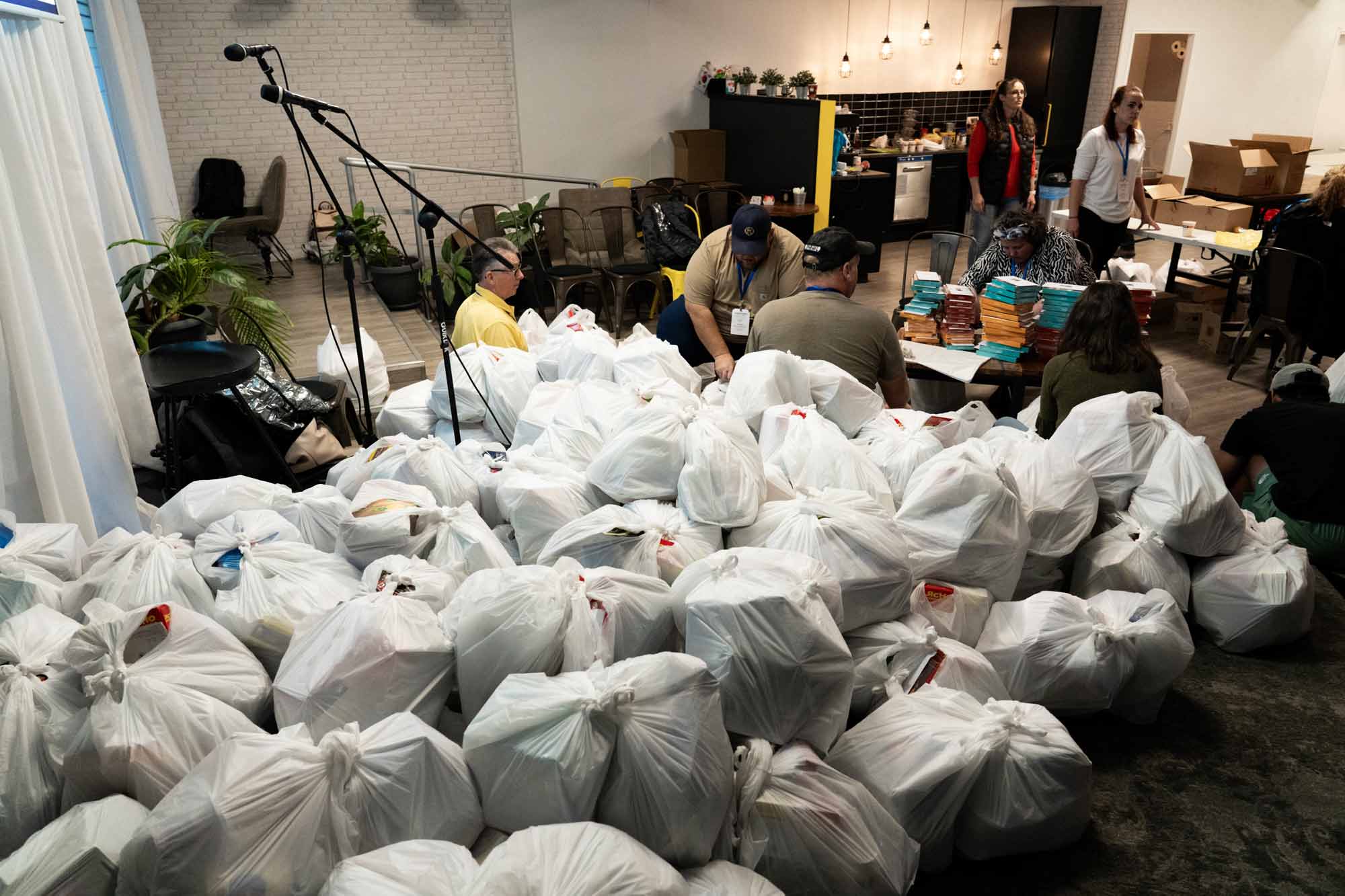 Convoy of Hope Responds to Conflict in the Middle East | Convoy of Hope